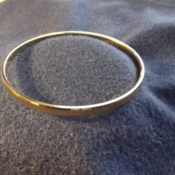 Trifari | Jewelry | Trifari Gold Bangle Medium Nice | Poshmark